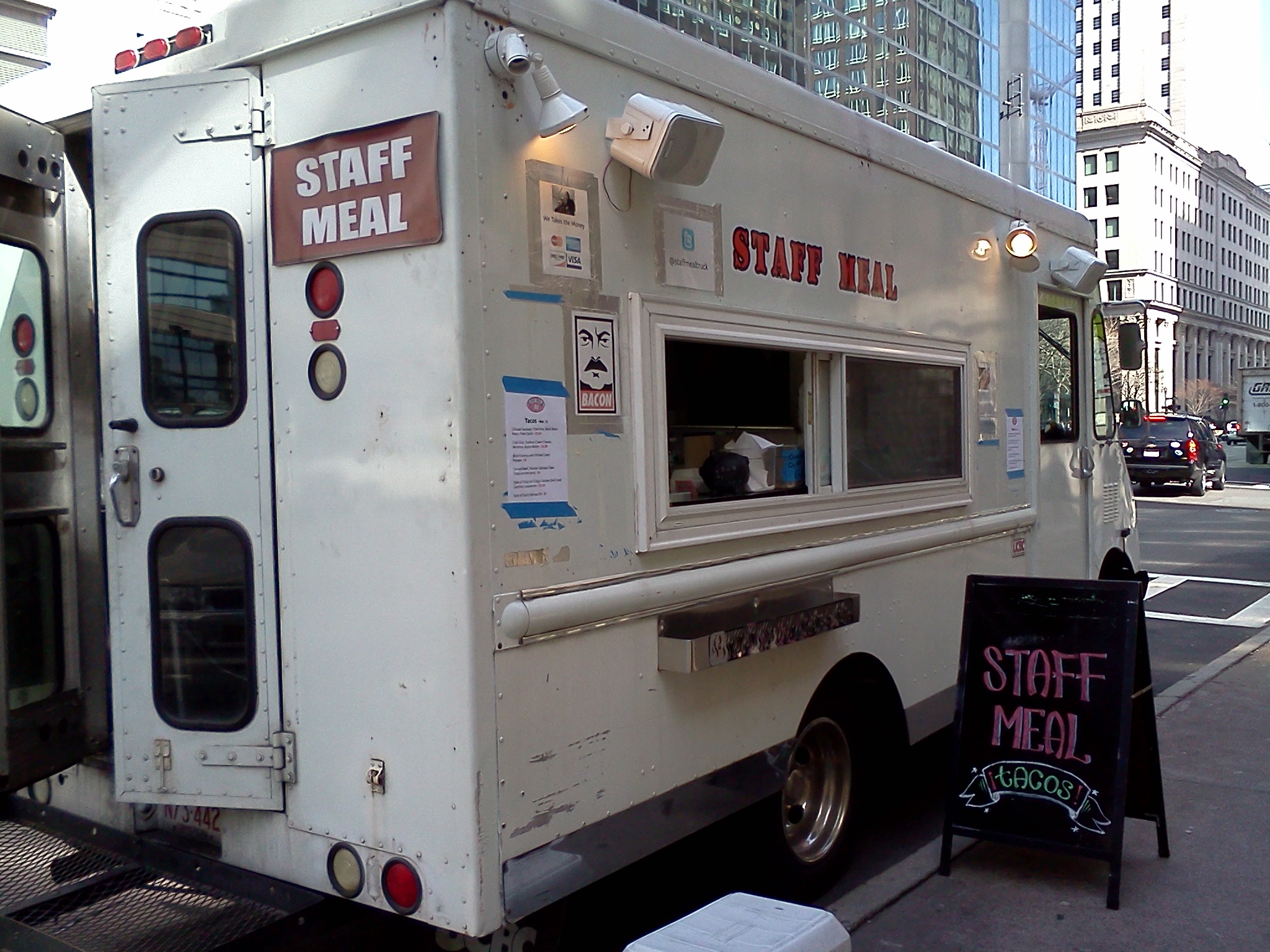 12 Tips for Food Truck Catering Your Next Event!